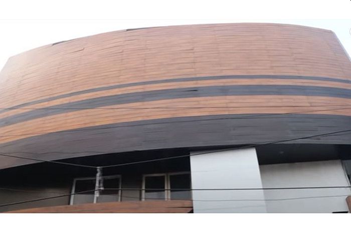 நடிகர் சிம்பு வசித்து வரும் பிரமாண்டமான வீட்டை பார்த்து உள்ளீர்களா ...