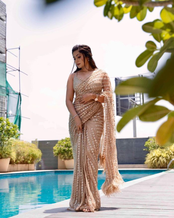 எதிர்நீச்சல் சீரியல் ஜனனியா இது.. ரசிகர்களை வாயை பிளக்க வைத்த ஹாட் போட்டோ ஷூட் | tamil360newz